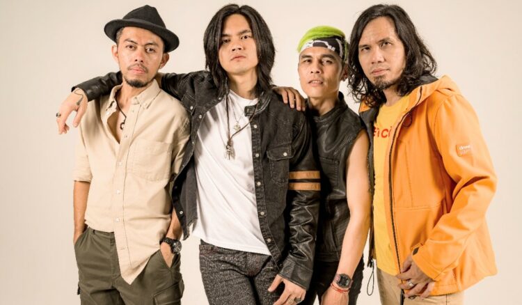 Drive Band Respon Netizen dengan Lagu Cadas 'SATU 7AN' - Penasultra.id